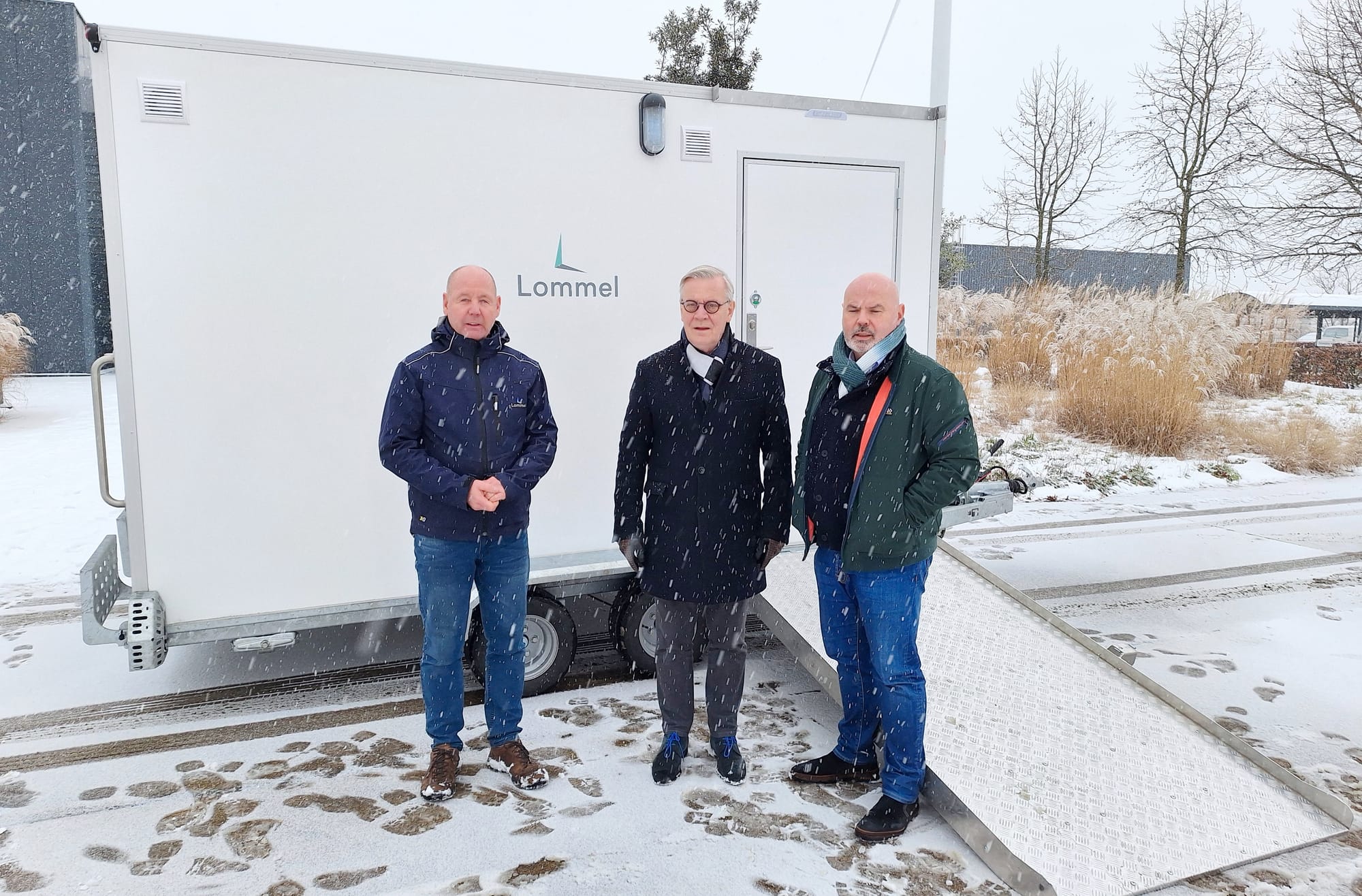 Extra toiletwagen voor stad